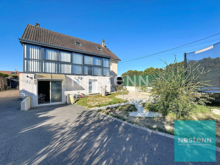 Vernou-la-Celle-sur-Seine : Maison 9 pièces à vendre