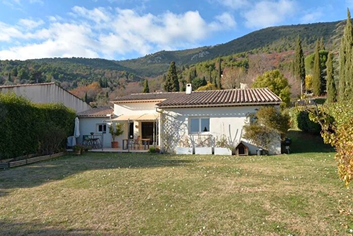 Maison 5 pièces à vendre à Seillans