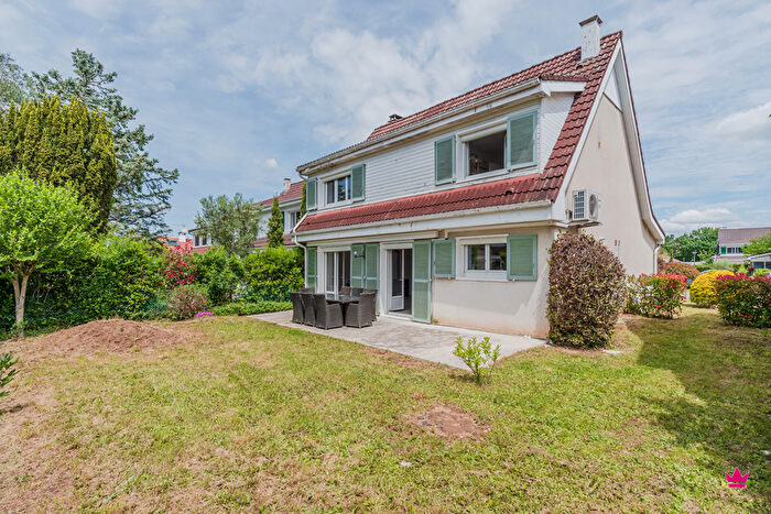 Maison 5 pièces à vendre - Meyzieu, Nord Ouest