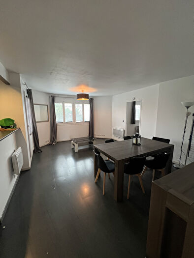 Appartement à louer - Bondy, La Mare à Veuve - 4 pièces - 3 chambres