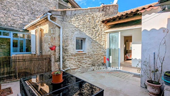 Maison à vendre - Villevieille - 8 pièces - 5 chambres