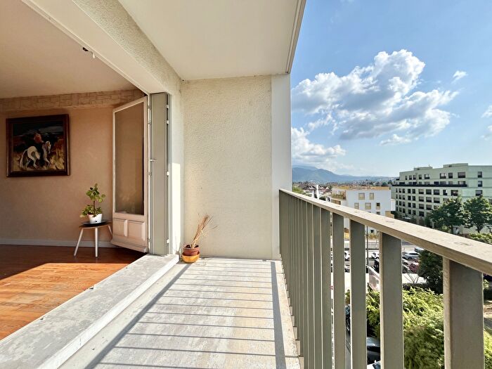 Appartement à vendre - Annecy, Romains - 3 pièces - 2 chambres