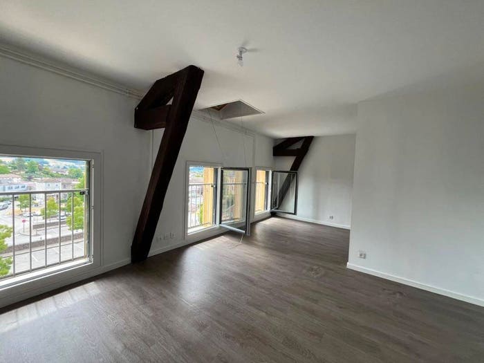 Appartement 3 pièces à louer à Cours