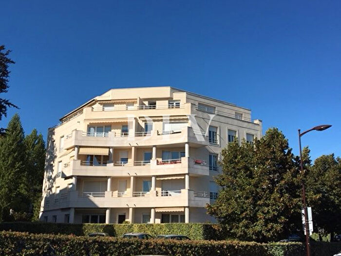 Appartement 6 pièces à vendre à Avon, Bercelle, Gare