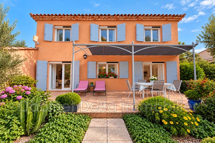 Sanary-sur-Mer, Le Pont d'Arand, Ancien Chemin de Toulon : Maison 4 pièces à vendre