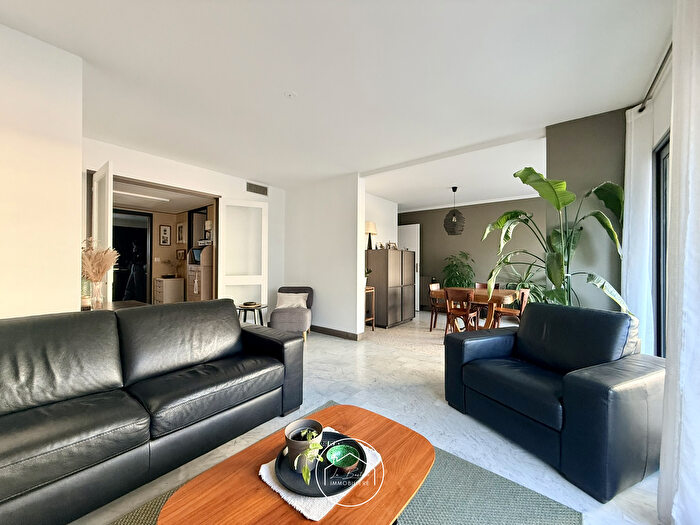 Appartement à vendre - Marseille e , Le Cabot - 5 pièces - 3 chambres