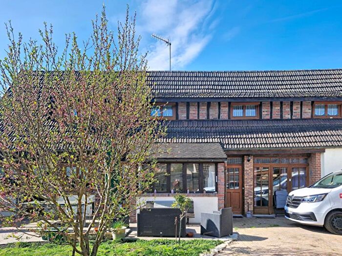 Maison à vendre - Gasny - 9 pièces - 4 chambres