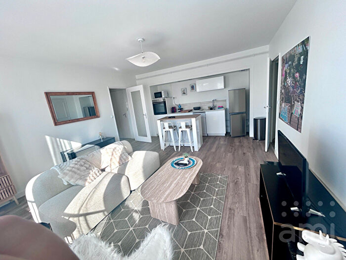 Appartement à louer - Niort, Centre-ville - 3 pièces - 2 chambres