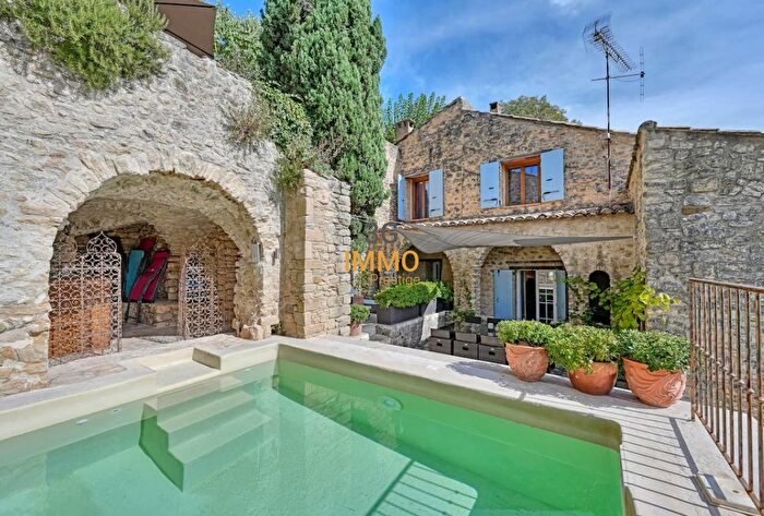 Maison 7 pièces à vendre à Uzès