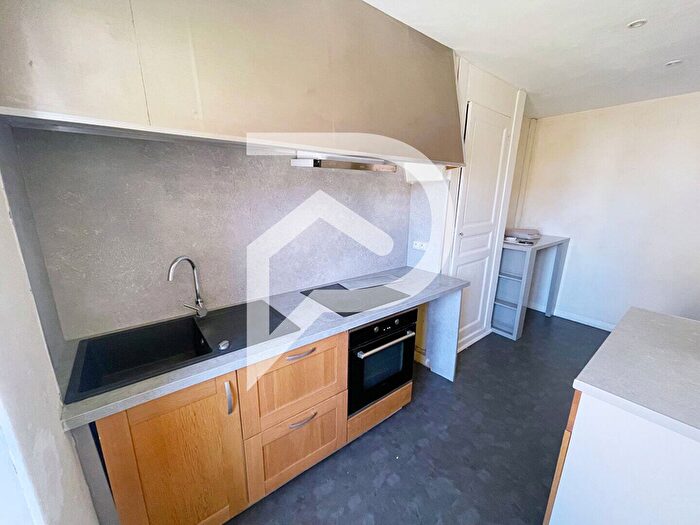 Appartement à louer - Gournay-Jaurès-Gare, Creil - 2 pièces - 1 chambre