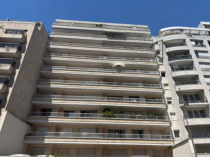 Appartement 1 pièce à Plaine, Paris 20ème arrondissement, à louer