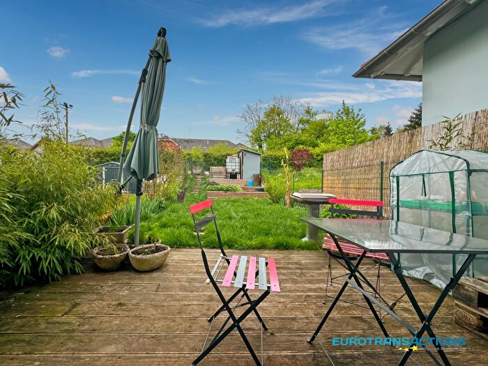 Appartement à vendre - Langensoultzbach - 5 pièces - 3 chambres