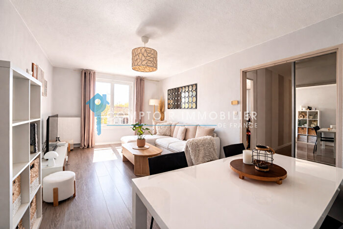 Appartement à vendre - Vauvert - 4 pièces - 3 chambres