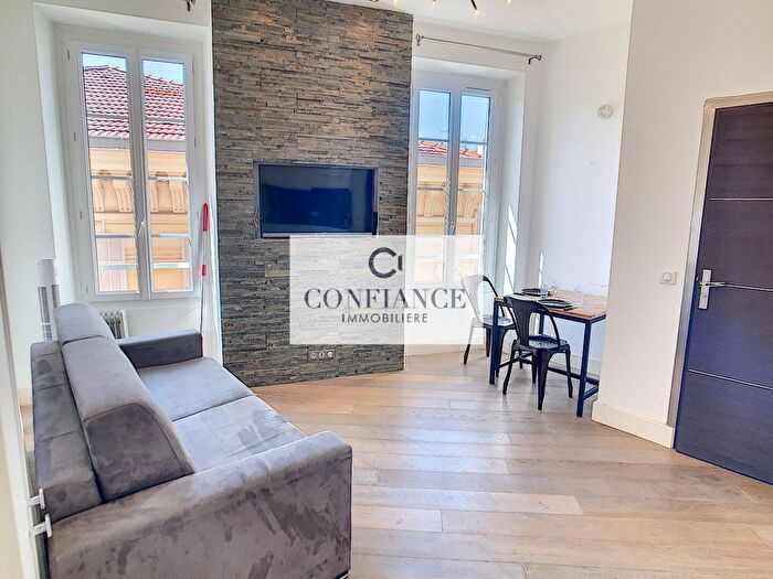 Appartement à louer - Masséna, Nice - 1 pièce