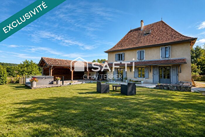 Maison 6 pièces à Montferrat, à vendre