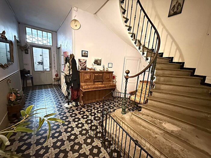 Maison à vendre - Coursan - 12 pièces - 10 chambres