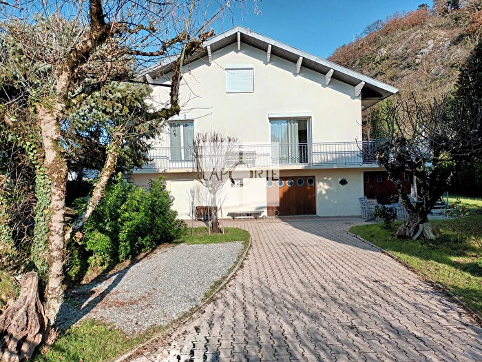 Maison à vendre - Aix-les-Bains, Ouest - 5 pièces - 4 chambres