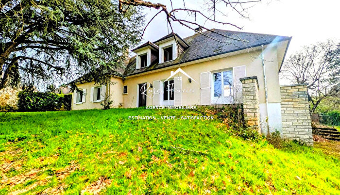 Maison à vendre - Châtellerault, Est - 10 pièces - 7 chambres