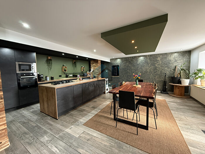 Maison à vendre - Indevillers - 6 pièces - 4 chambres