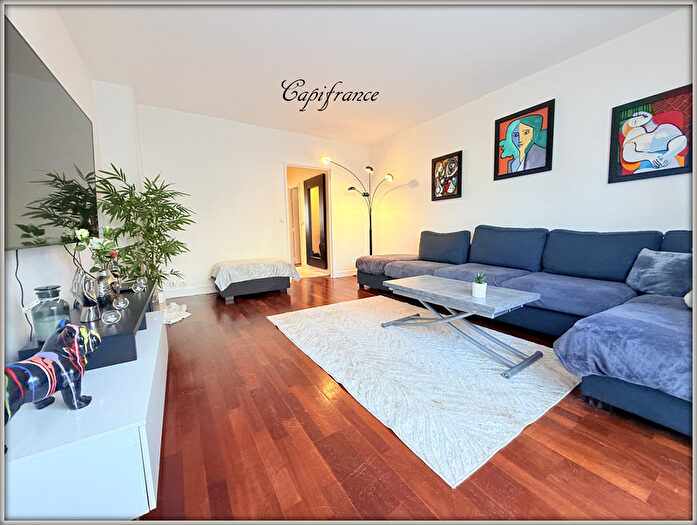 Appartement à vendre - Livry-Gargan, Centre-ville - 3 pièces - 2 chambres