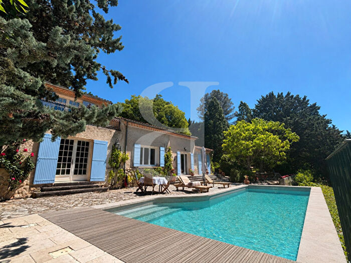 Maison 5 pièces à Fontaine-de-Vaucluse, à vendre