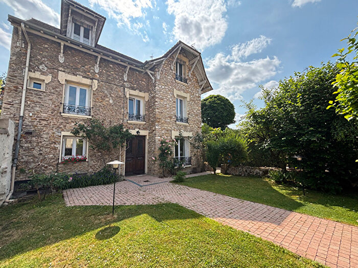 Maison à vendre - Saint-Prix - 10 pièces - 6 chambres