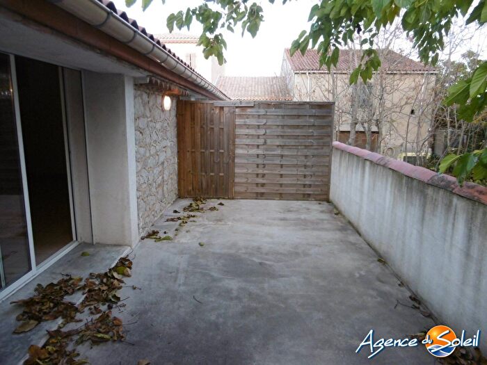 Appartement à louer - Fleury - 4 pièces - 3 chambres