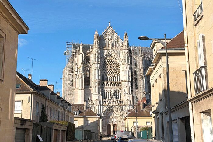 Appartement à vendre - Beauvais, Centre-ville - 4 pièces - 3 chambres