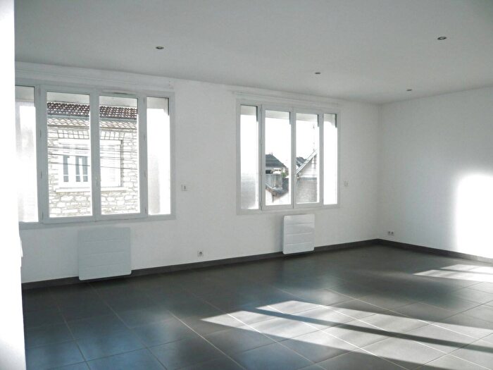 Appartement à louer - Périgueux - 3 pièces - 2 chambres