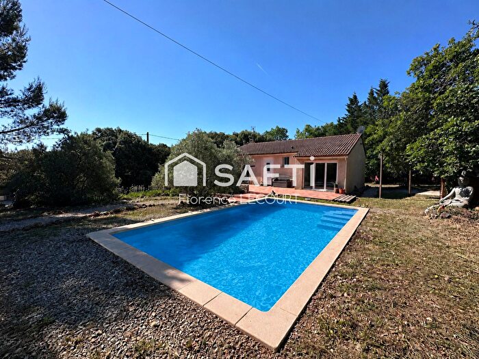 Saint-Maximin-la-Sainte-Baume, Centre-ville - Maison 4 pièces à vendre
