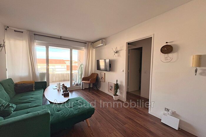 Appartement à vendre - Antibes, Antibes-les-Pins, Trianon, Le Fournel, Peyregoue - 2 pièces - 1 chambre
