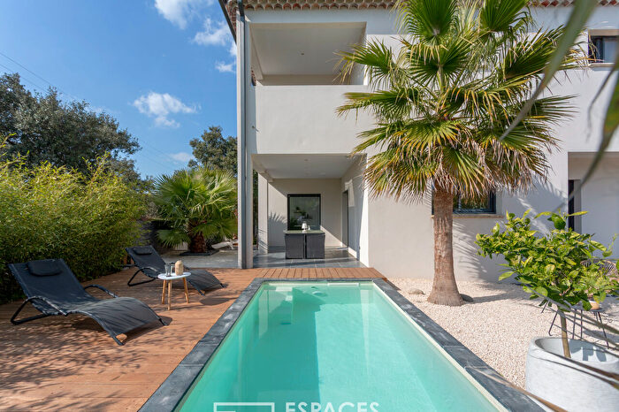 Maison à vendre - Uzès - 7 pièces - 5 chambres