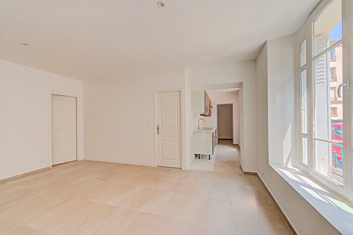 Appartement 3 pièces à vendre à Versailles, Chantiers
