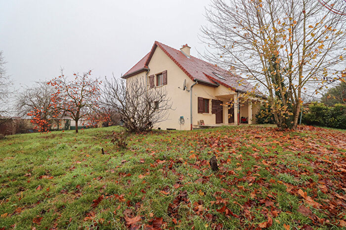 Maison à vendre - Savigny-le-Sec - 6 pièces - 4 chambres