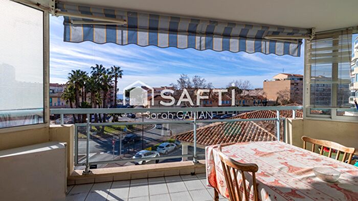 Appartement à vendre - Fréjus, Fréjus Plage - 3 pièces - 2 chambres