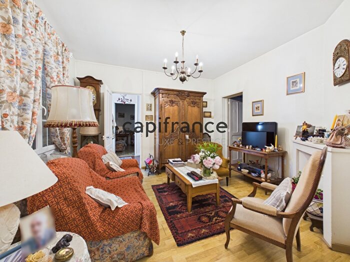 Grand-Couronne - Maison 10 pièces à vendre