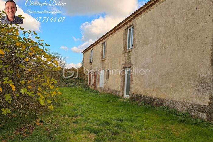 Maison à vendre - Fougeré - 6 pièces - 4 chambres