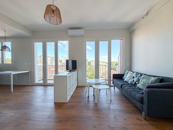 Appartement 1 pièce à louer - Toulouse, Busca, Jardin des plantes, Port Saint-Sauveur