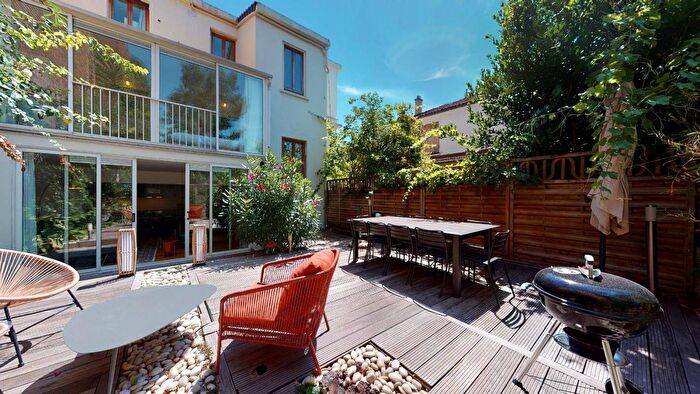 Appartement à louer - Guipons, Villejuif - 1 pièce - 9 chambres