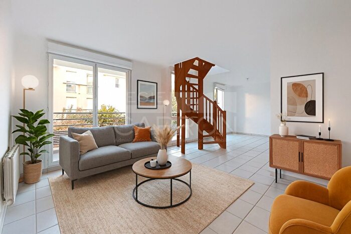 Appartement à vendre - Bron, Les Jardins du Fort - 3 pièces - 2 chambres