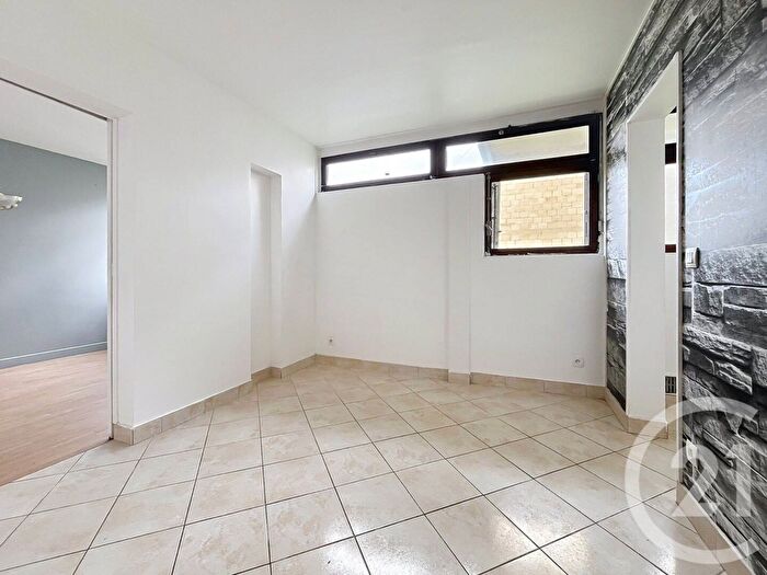 Appartement à louer - Nanterre - 1 pièce