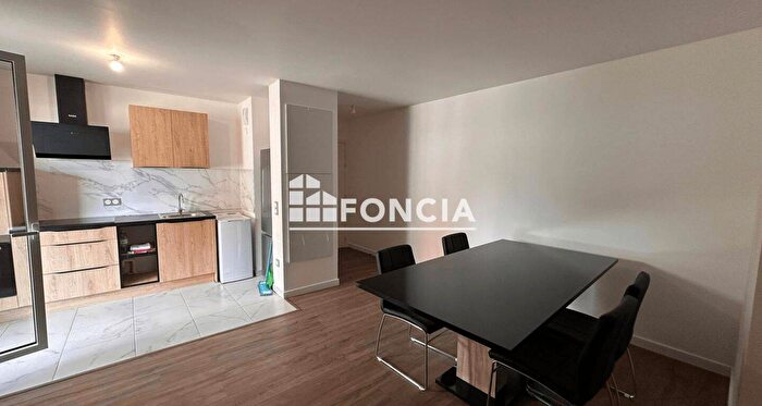 Jean Jaures, Villeneuve-la-Garenne : Appartement 3 pièces à louer