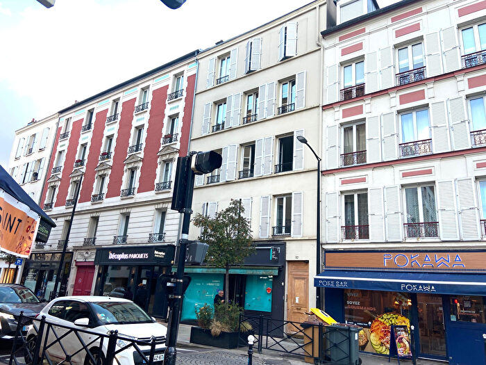 Appartement à vendre - Courbevoie, Gambetta, La Défense - 3 pièces - 2 chambres