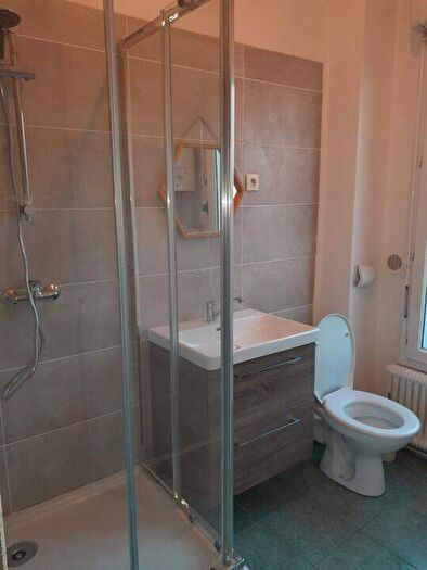 Appartement à louer - Vieux Pays-Roseraie-Bourg-Cité de lEurope- Le Merisier- Les Étangs, Aulnay-sous-Bois - 2 pièces - 1 chambre