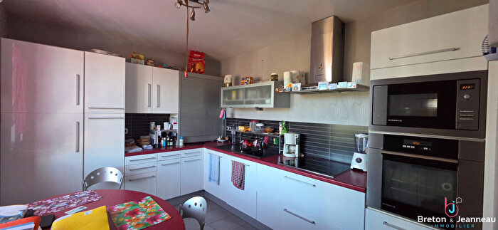 Maison à vendre - Saint-Berthevin - 7 pièces - 5 chambres