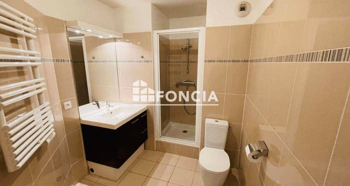 Voltaire, Châtenay-Malabry : Appartement 1 pièce à louer