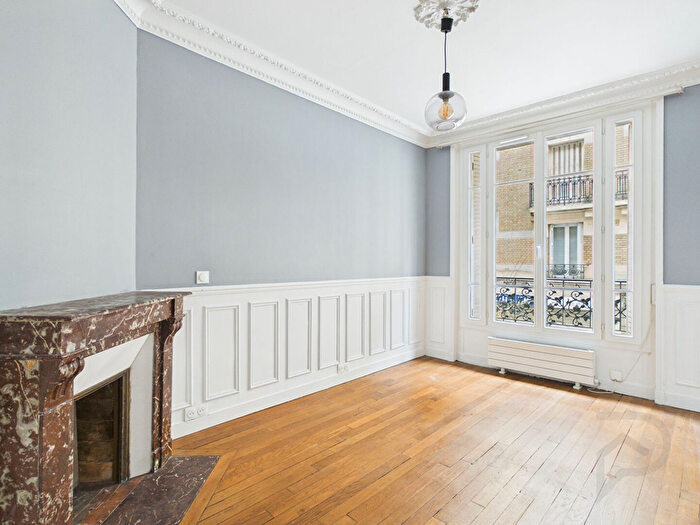 Appartement 3 pièces à vendre à Paris 20ème, Télégraphe, Pelleport, Saint-Fargeau