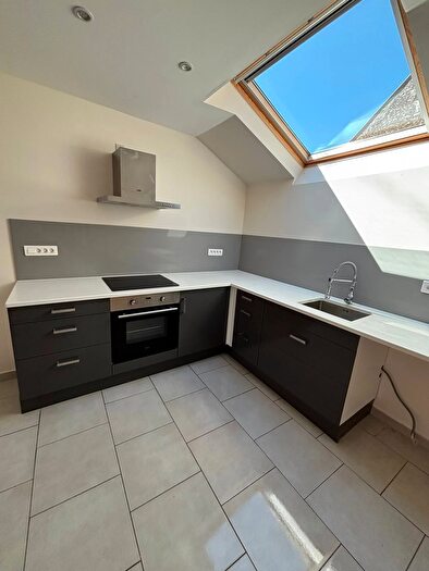 Appartement 2 pièces à Toury, à louer