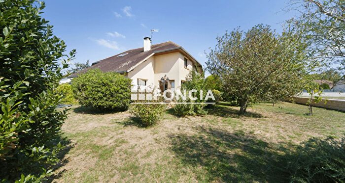 Maison 6 pièces à Oloron-Sainte-Marie, à vendre