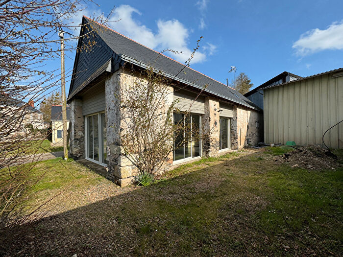 Maison à vendre - Seiches-sur-le-Loir - 3 pièces - 2 chambres